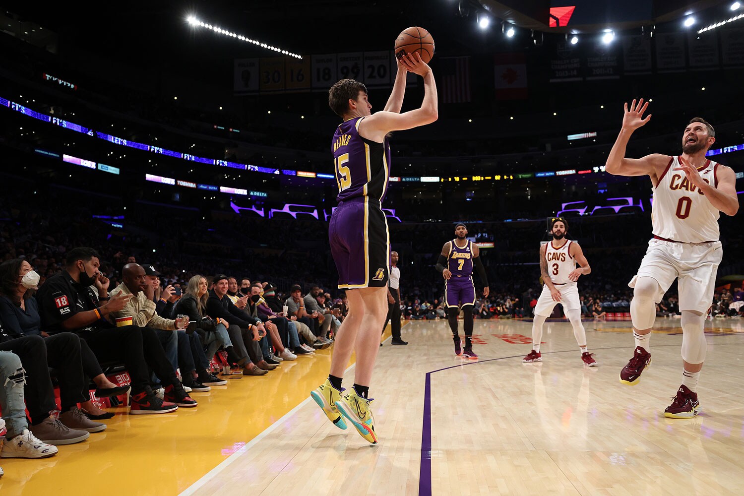 Photos: Lakers vs Cavaliers (10/29/21) Photo Gallery | NBA.com