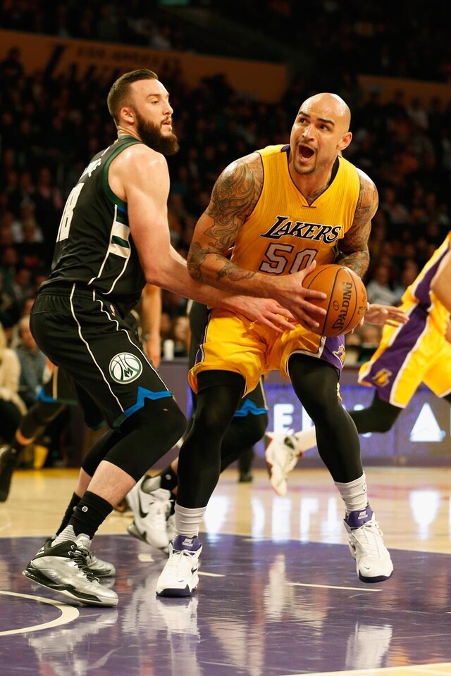 2015-16 Player Gallery: Robert Sacre Photo Gallery | NBA.com