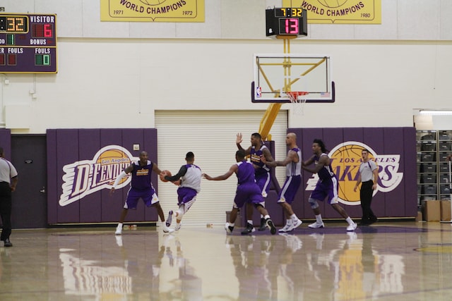 10/02/14 Practice Photo Gallery | NBA.com