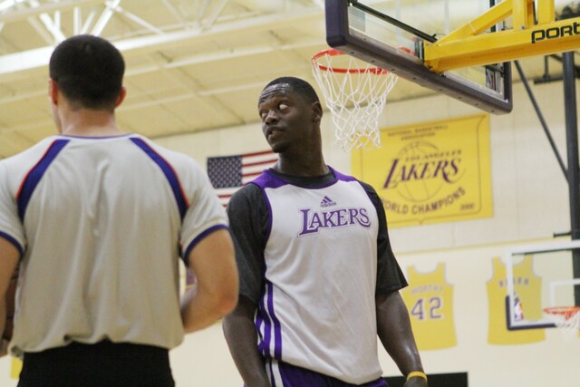 10/02/14 Practice Photo Gallery | NBA.com
