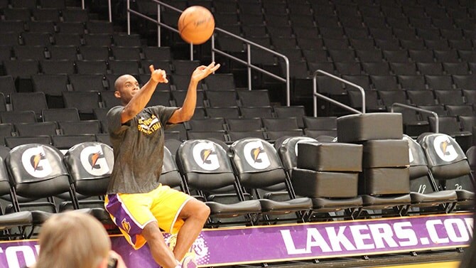 Meeks' Pregame Routine | Los Angeles Lakers