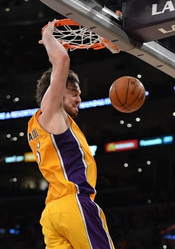 Pau Gasol | 11-12 Photo Gallery | Los Angeles Lakers