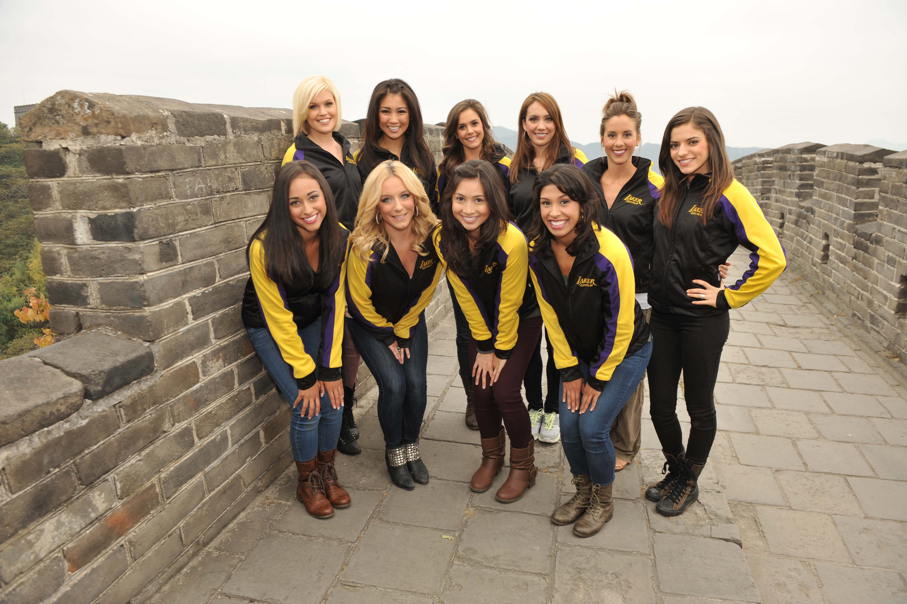 Lakers Visit the Great Wall | Los Angeles Lakers