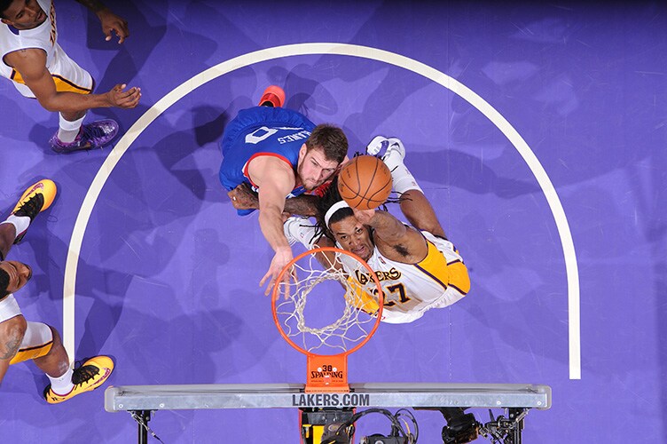 Photos: Lakers vs. 76ers 12/29/13 Photo Gallery | NBA.com