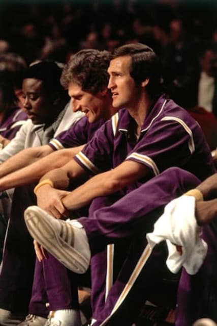 Jerry West Photo Gallery | Los Angeles Lakers
