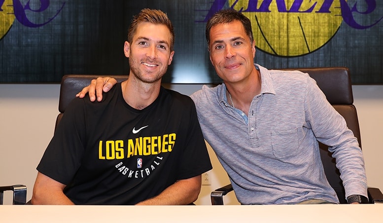 Lakers Sign Travis Wear to a Two-Way Contract | Los Angeles Lakers