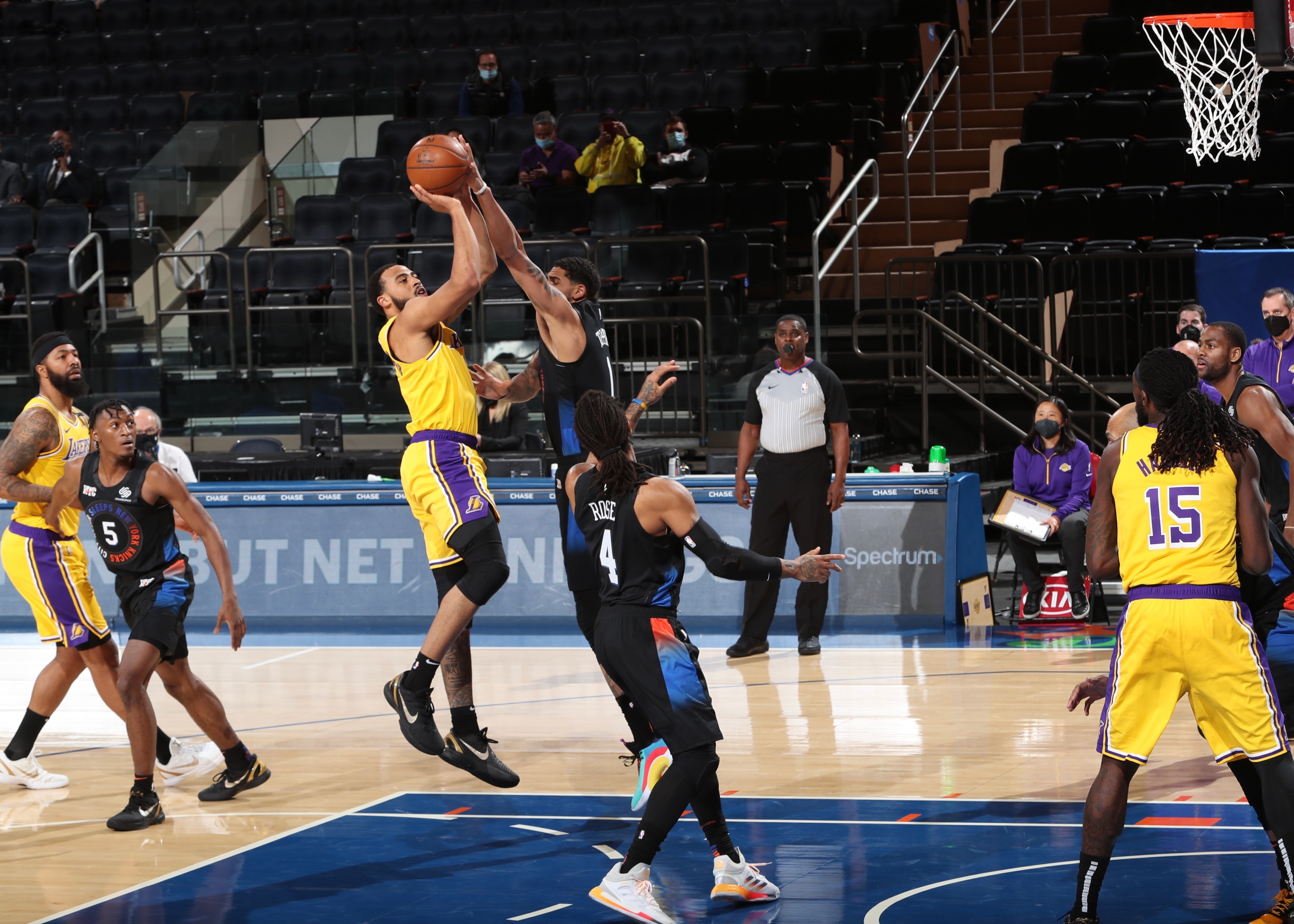 Running Diary: Lakers 96 | Knicks 111 (04/12/21) | Los Angeles Lakers