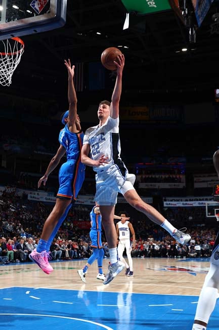 Photos of the Night: Magic vs. Thunder (3/23/22) Photo Gallery | NBA.com