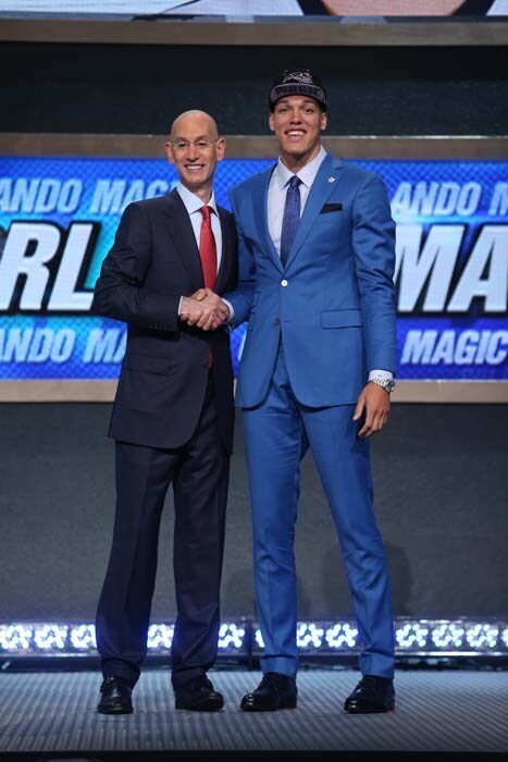 10 Most Stylish NBA Draft Outfits So Far This Decade Photo Gallery ...