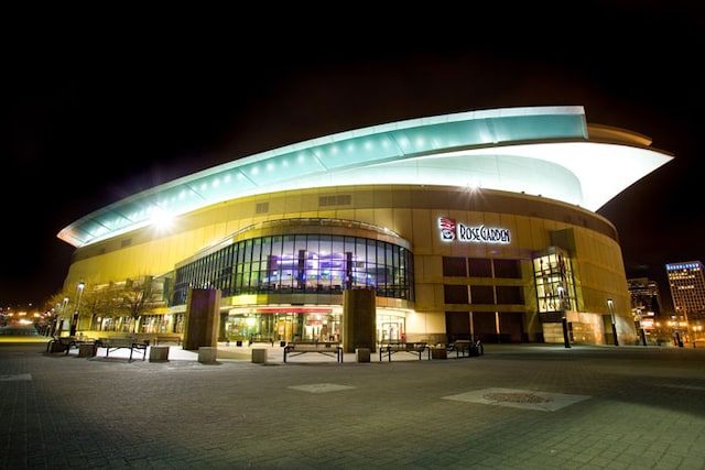 Arena Tour: General Exterior Views of all 29 NBA Arenas Photo Gallery ...