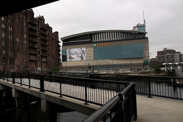 Arena Tour: General Exterior Views of all 29 NBA Arenas Photo Gallery ...