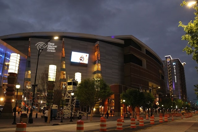 Arena Tour: General Exterior Views of all 29 NBA Arenas Photo Gallery ...