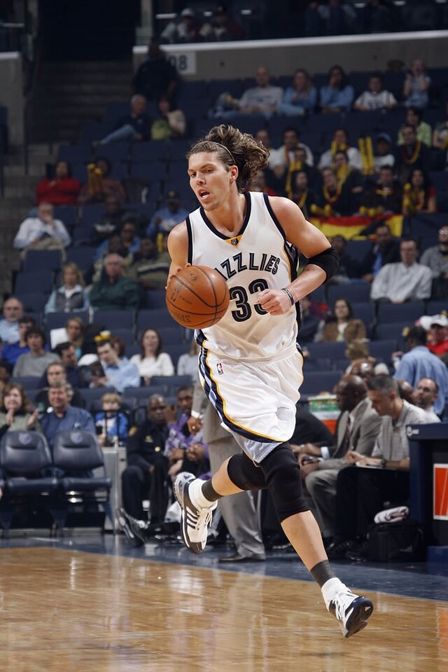 Most Interesting Haircuts in NBA History Photo Gallery | NBA.com