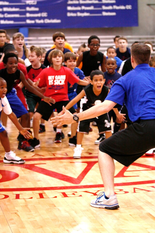Glen Davis Basketball Camp Photo Gallery | NBA.com