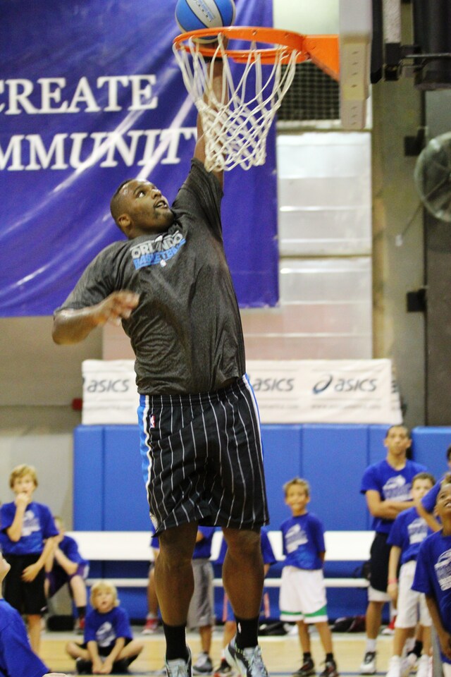 Glen Davis Basketball Camp Photo Gallery | NBA.com