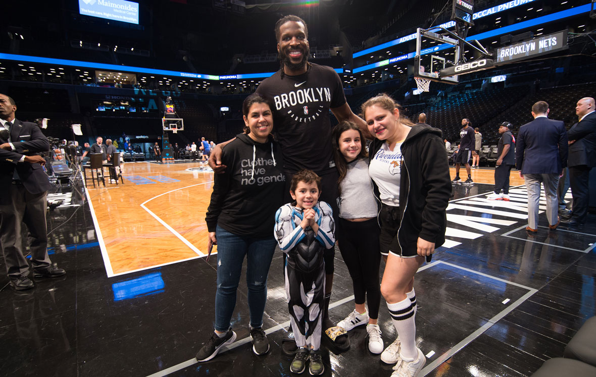 DeMarre Carroll Welcomes Sammy Kass and Family to Nets Game | Brooklyn Nets