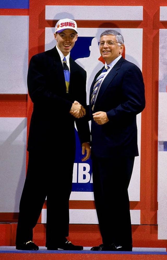 steve nash dress code