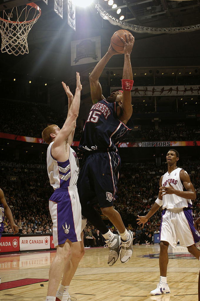 Vince Carter Returns to Toronto Photo Gallery | NBA.com
