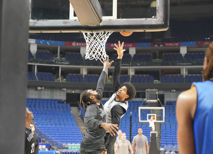 Practice in Shanghai Photo Gallery | NBA.com