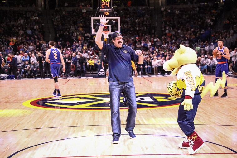 Western Union First Shot | Mark Randall Photo Gallery | NBA.com