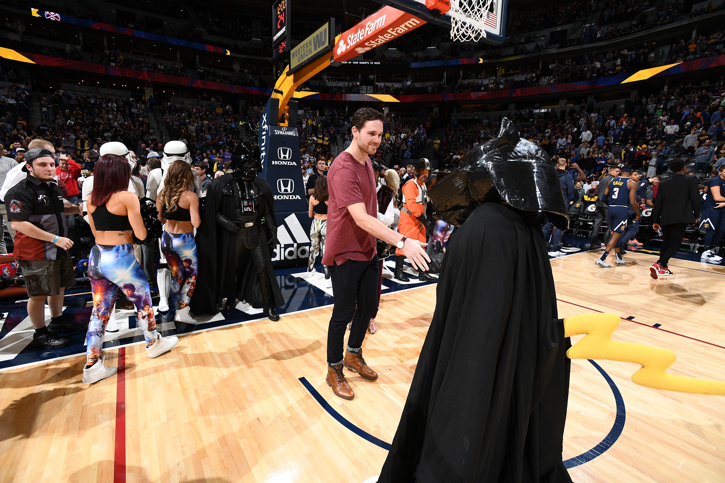 Western Union First Shot | Dillon Ward Photo Gallery | NBA.com