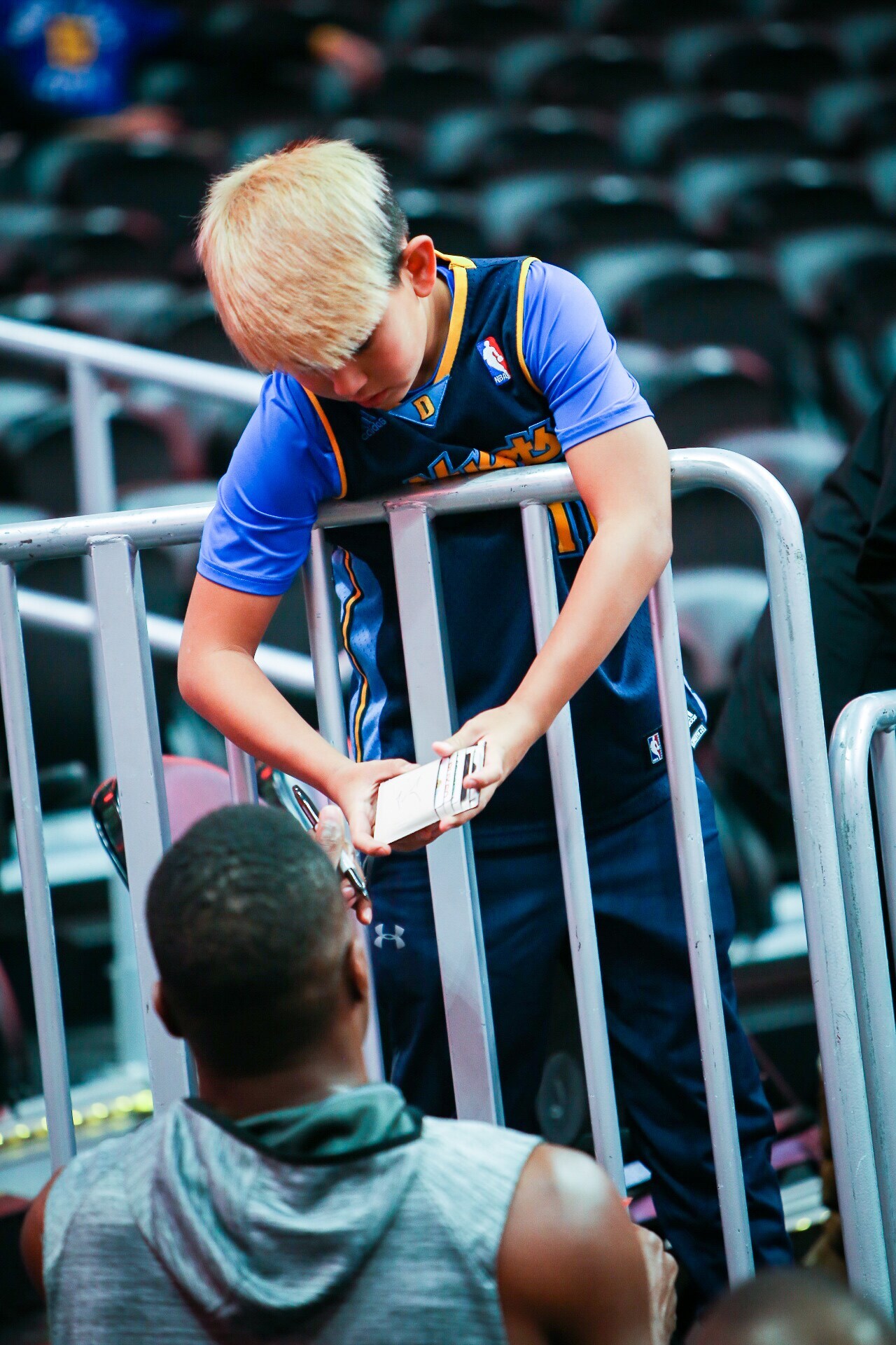 Nuggets Fans | November 5 Photo Gallery | NBA.com