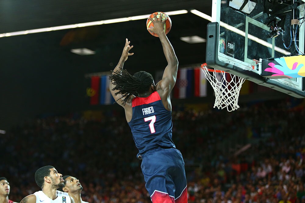 Kenneth Faried Dunk Wallpaper