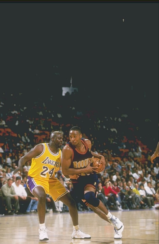Through the Years: LaPhonso Ellis Photo Gallery | NBA.com