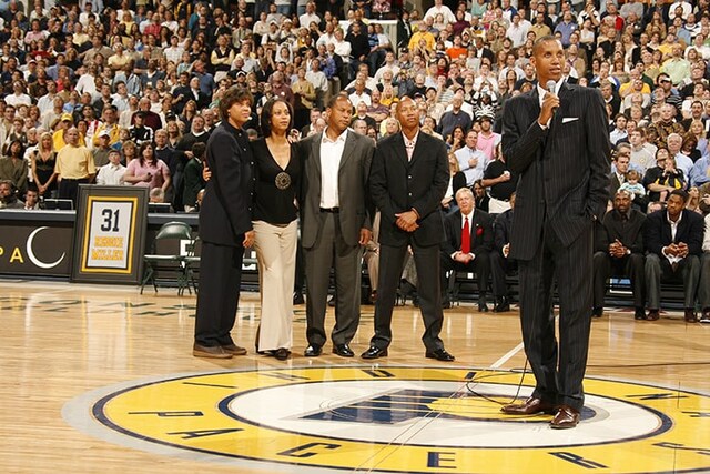 Reliving Reggie Miller's Jersey Retirement Photo Gallery | NBA.com