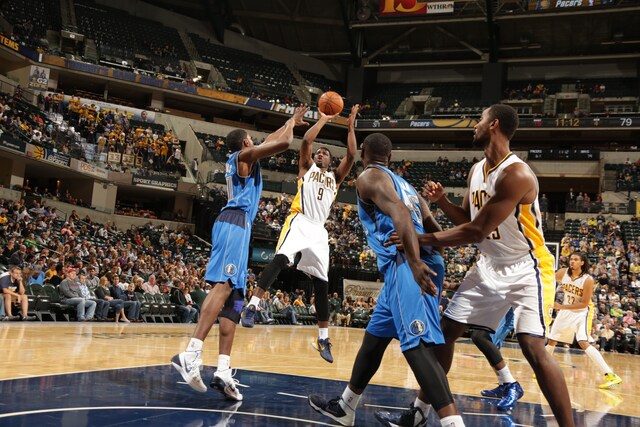 Solomon Hill: 2013-14 Season Photo Gallery | NBA.com