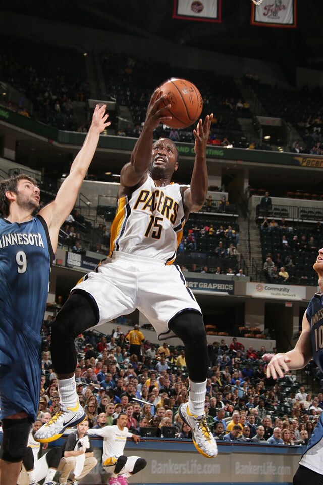 Donald Sloan Photo Gallery | NBA.com