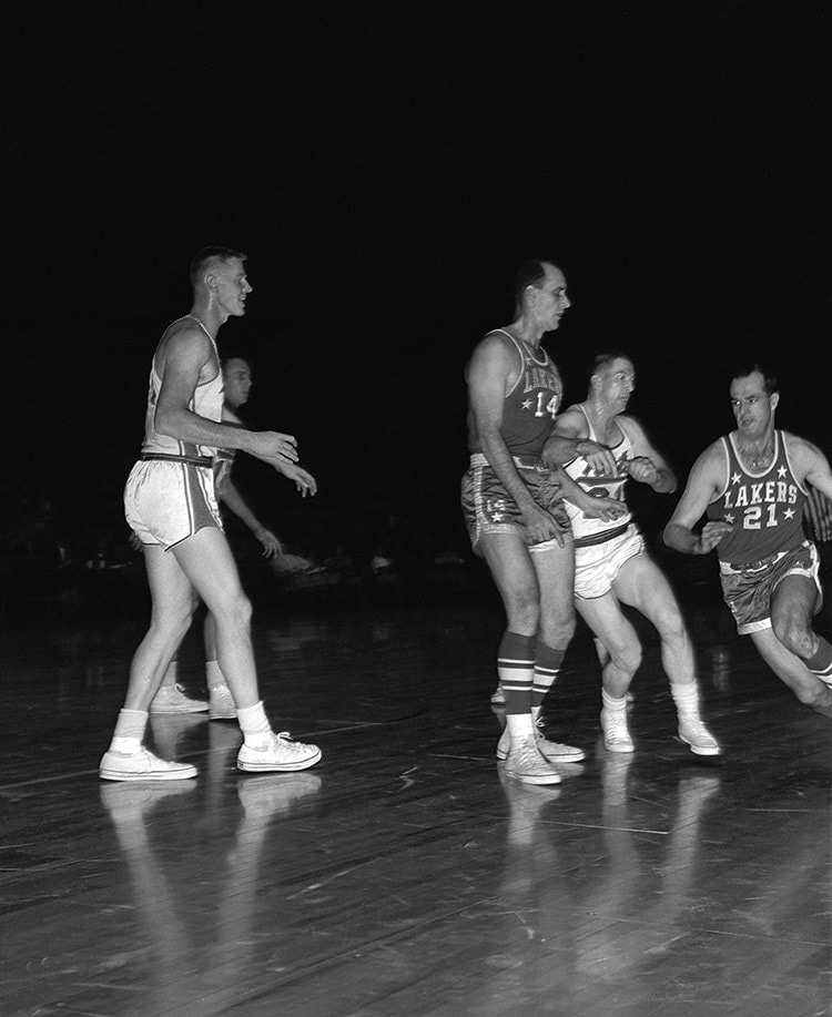 Bobby Leonard Inducted Into Hall of Fame | Indiana Pacers