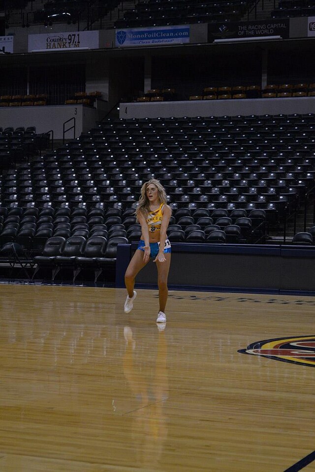 2015-16 Pacemates: Kayla (Action) Photo Gallery | NBA.com