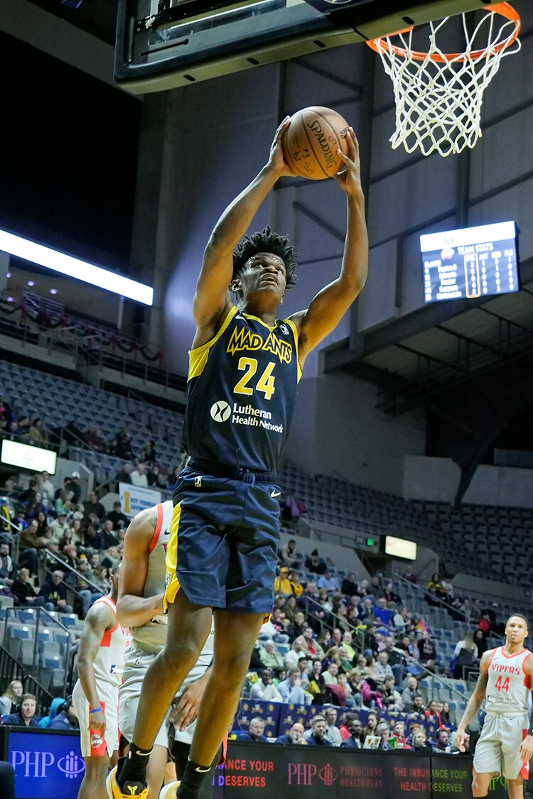 2018-19 Season in Photos: Alize Johnson Photo Gallery | NBA.com