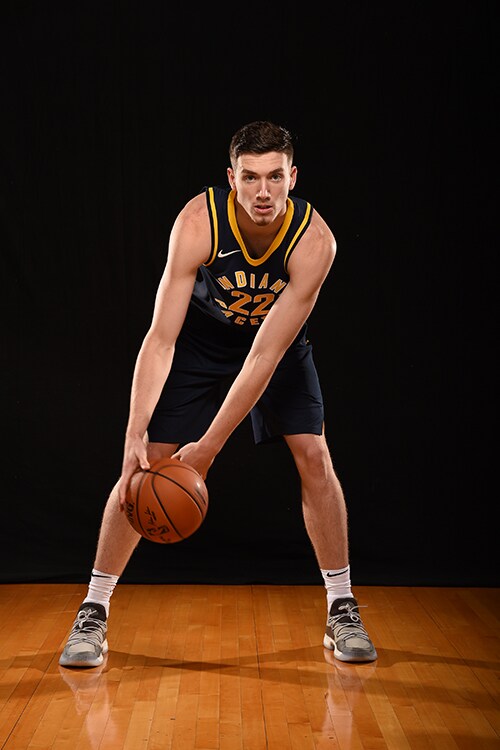 TJ Leaf Shows Off Nike Uniform in Rookie Photo Shoot Photo Gallery ...