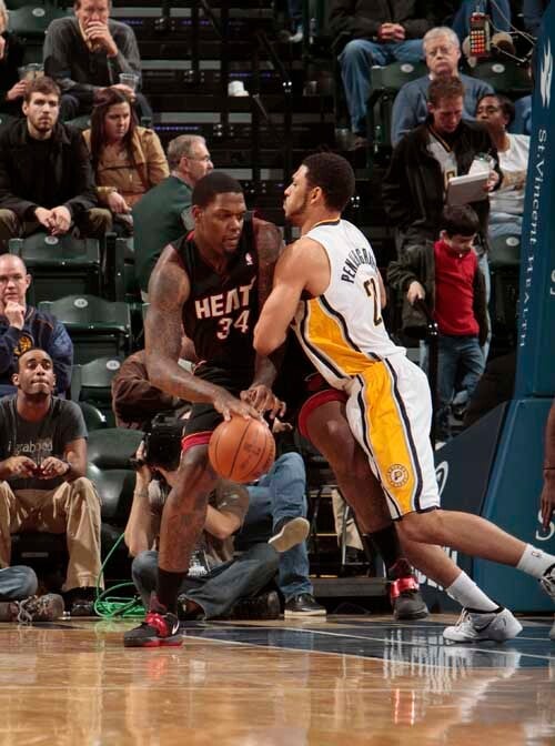 Jeff Pendergraph Player Profile Gallery Photo Gallery | NBA.com