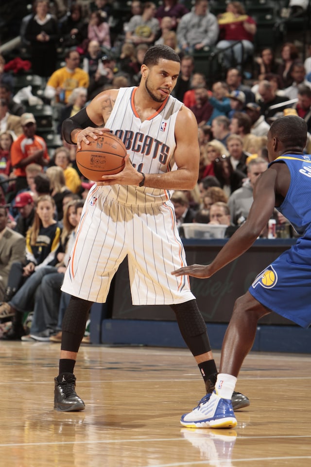 D.J. Augustin Photo Gallery | NBA.com