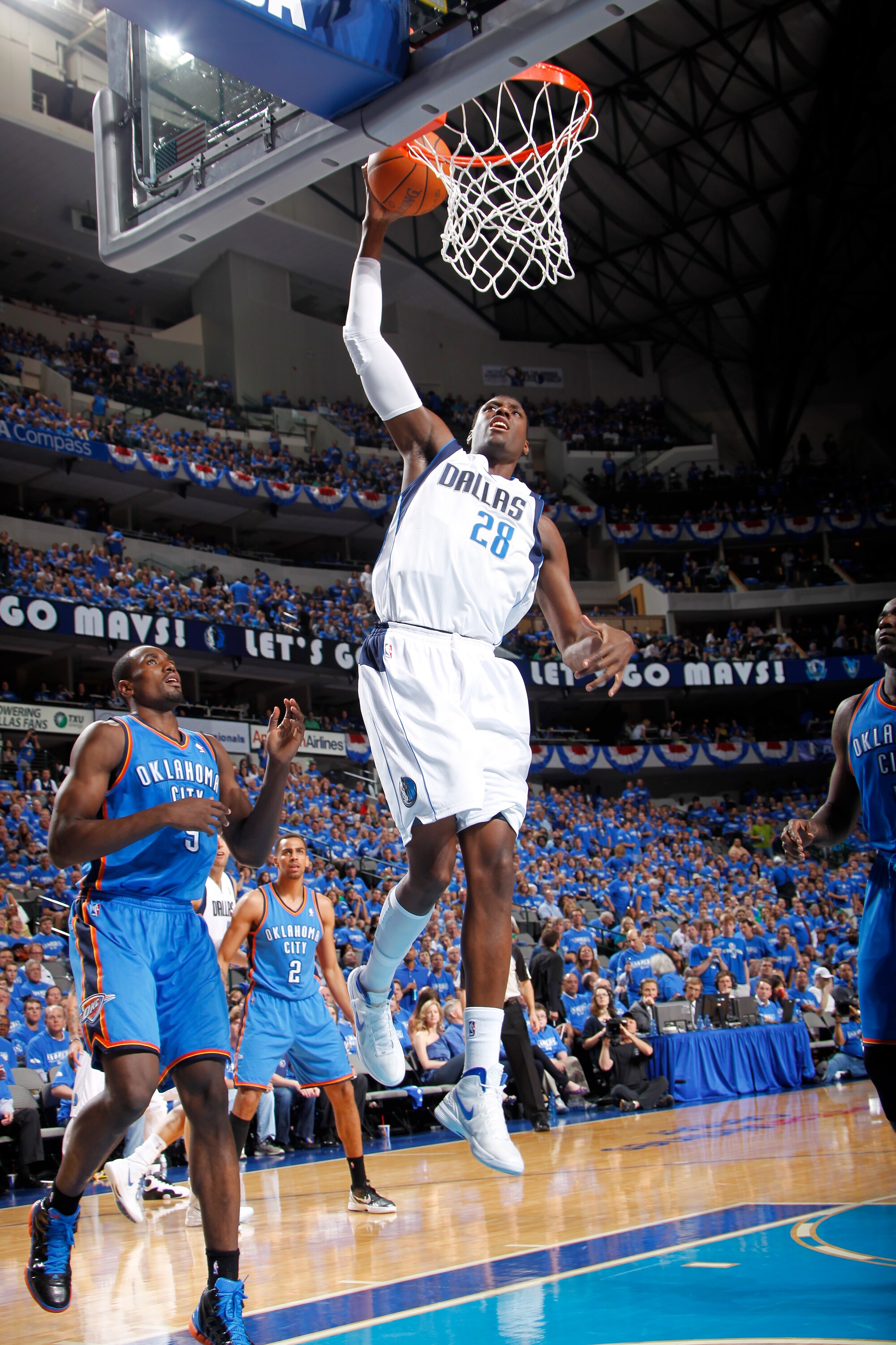 Ian Mahinmi Photo Gallery | Indiana Pacers