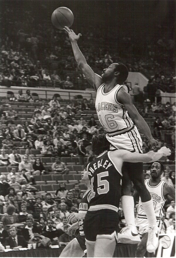 Johnny Davis Photo Gallery | NBA.com