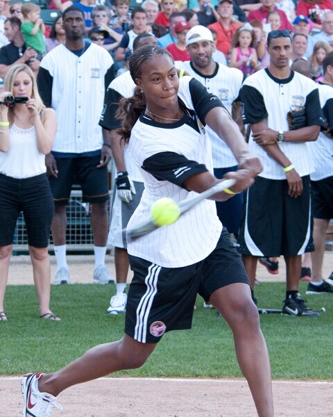 Caroline Symmes Memorial Celebrity Softball Challenge hosted by Roy ...