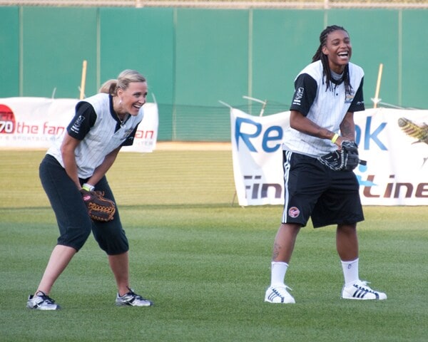 Caroline Symmes Memorial Celebrity Softball Challenge hosted by Roy ...