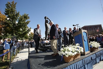 Larry Bird Statue | Indiana Pacers