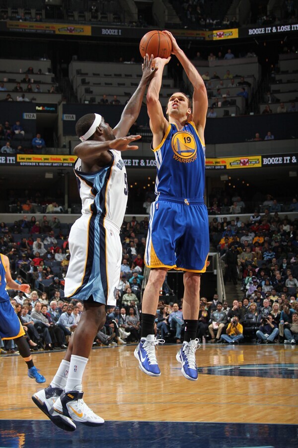 Louis Amundson Photo Gallery | NBA.com