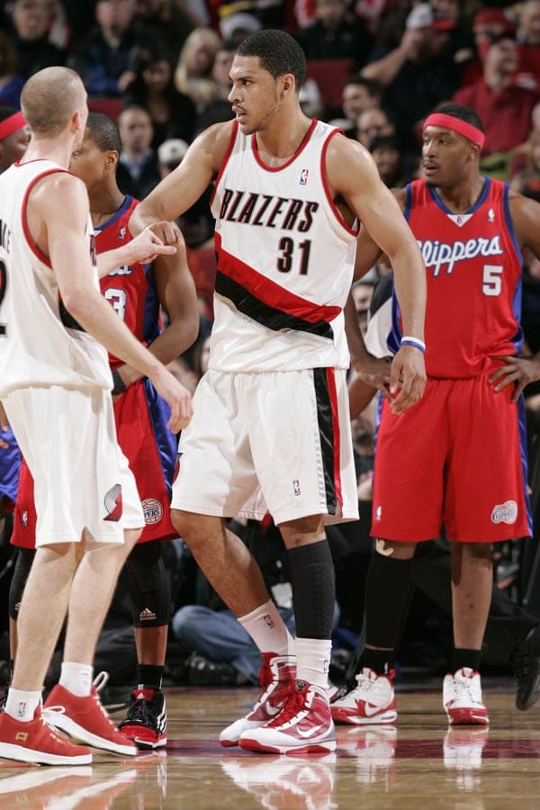 Jeff Pendergraph Photo Gallery | NBA.com