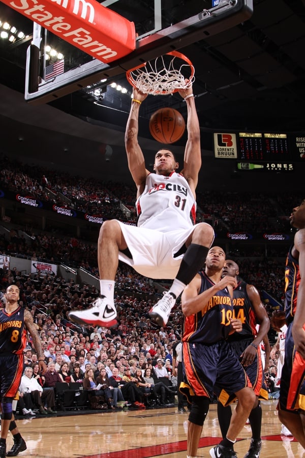 Jeff Pendergraph Photo Gallery | NBA.com