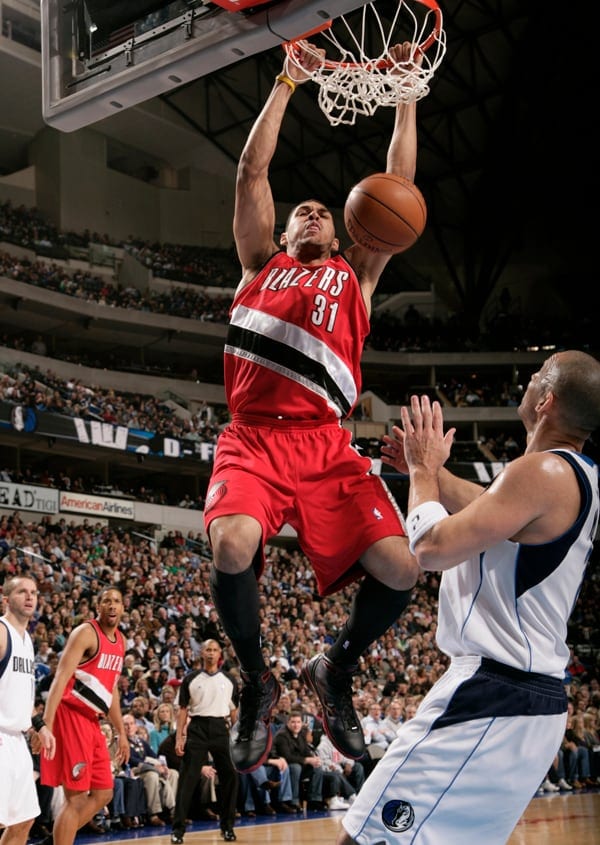 Jeff Pendergraph Photo Gallery | NBA.com