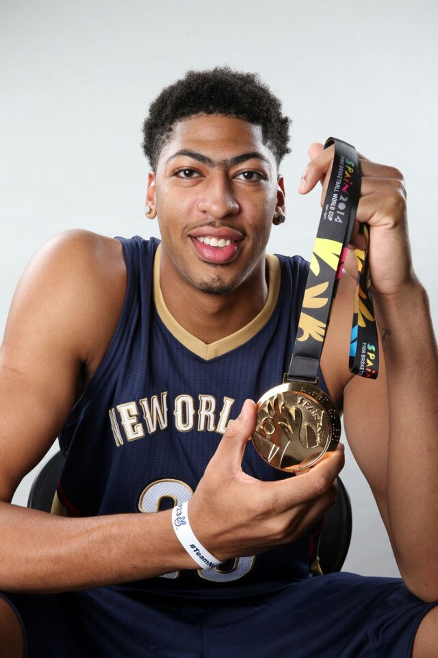 Williams and Davis Gold Medal Gallery Photo Gallery | NBA.com