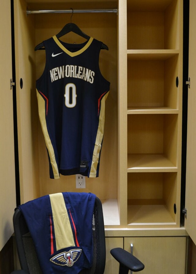 First Look: New 2017 Pelicans uniforms from Nike Photo Gallery | NBA.com