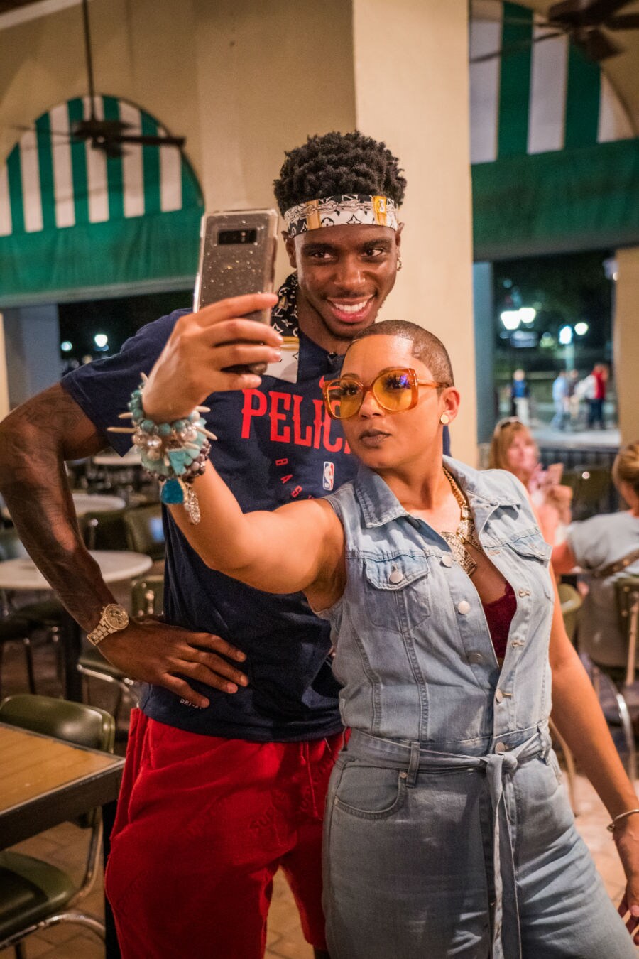 Pelicans Zylan Cheatham eats his way through NOLA Photo Gallery | NBA.com