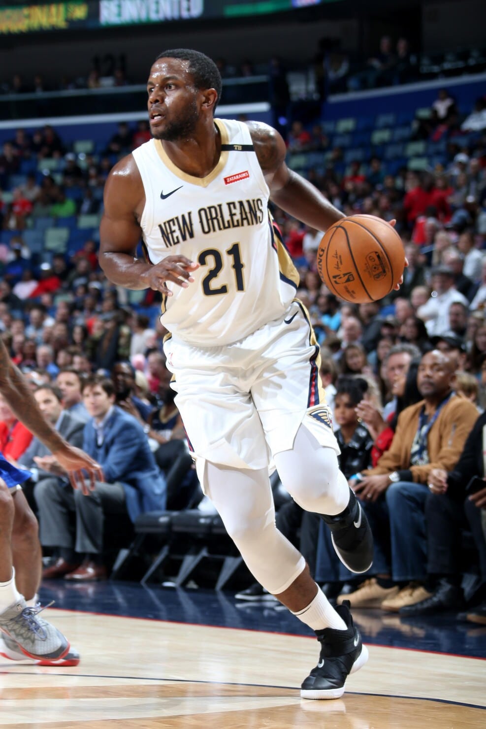 Top 15 Darius Miller Photos from the Pelicans 2018-19 Season Photo ...